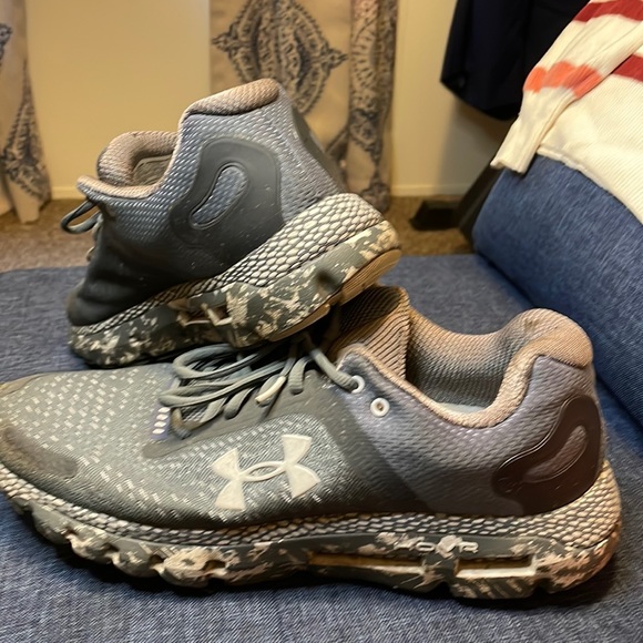 Under Armour | Shoes | Mens Under Armor Sneakers | Poshmark